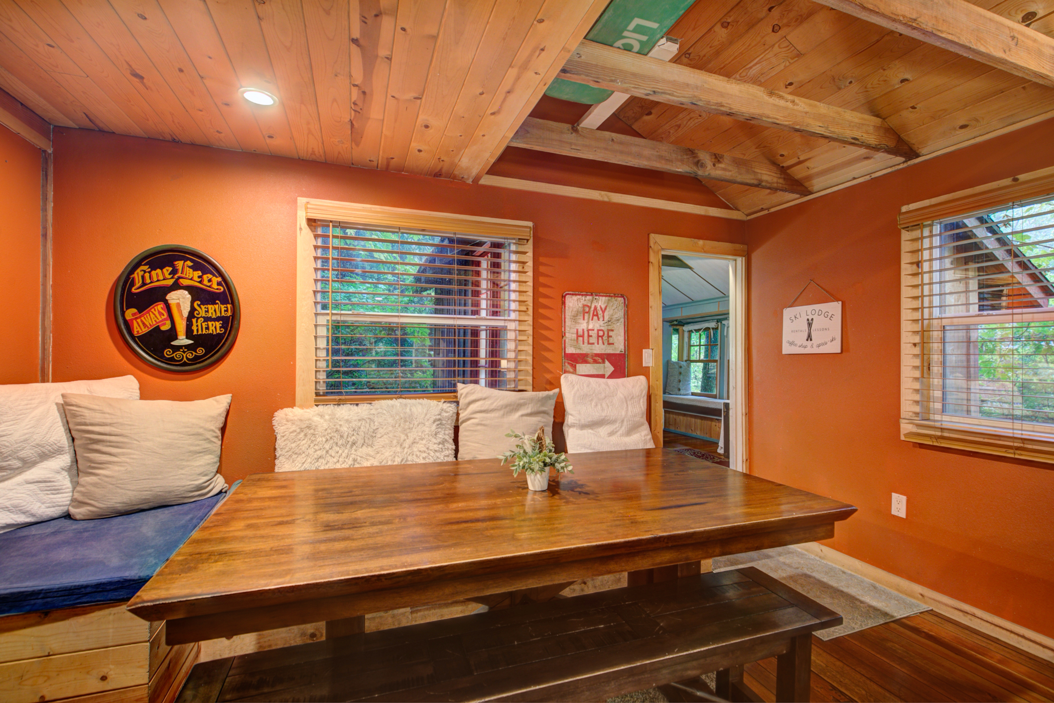 Podunk Cabin - Your Mt. Hood Retreat
